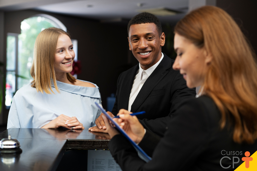 Check-in e check-out em hotel: procedimento | Cursos a Distância CPT