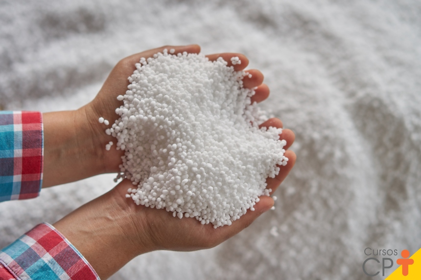 Ureia pecuária x ureia comum. Qual utilizar na alimentação de gado ...